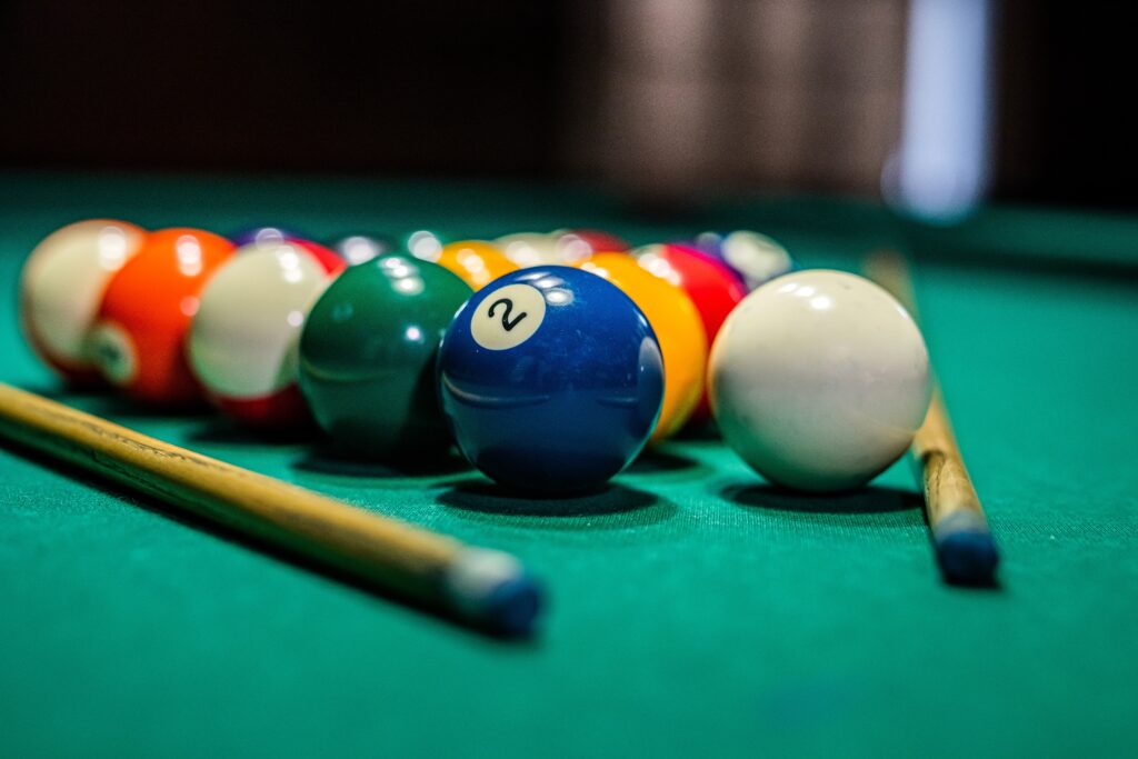 American Pool | 9 Ball | Spots and Stripes Redhill